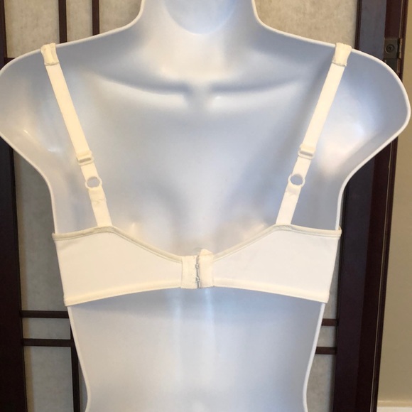 Warner's | Intimates & Sleepwear | Nwt Warners Bra 34c | Poshmark